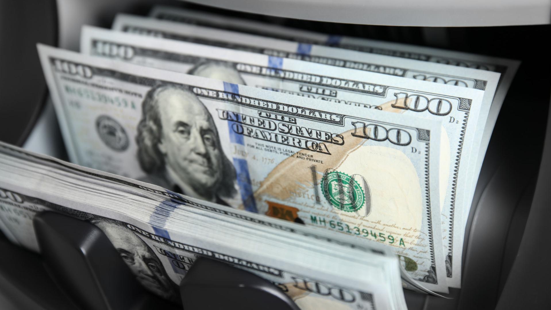 El Dólar Blue cae sin freno en un Asombro histórico y revela una cifra ...